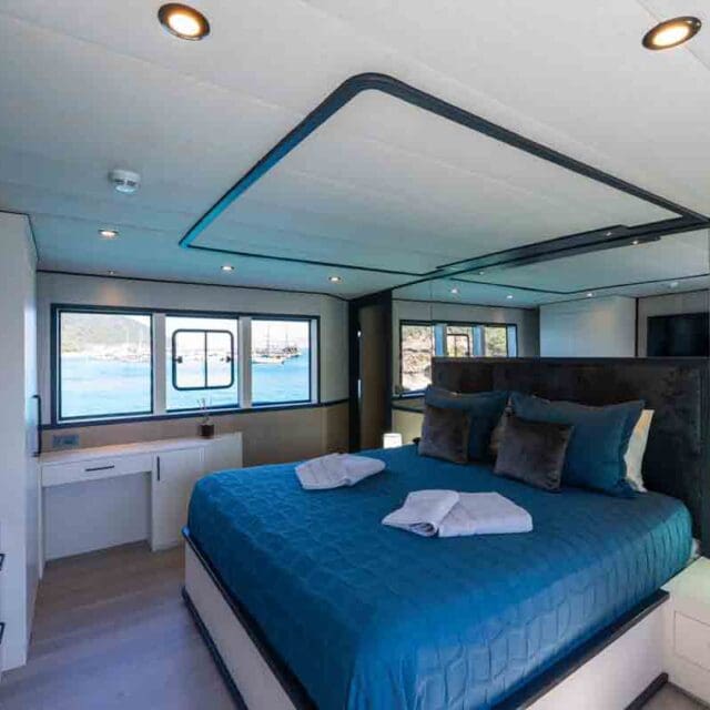 MOTORYACHT CALM DOWN | Turkyacht