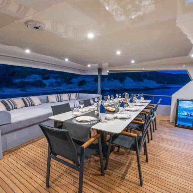 MOTORYACHT CALM DOWN | Turkyacht